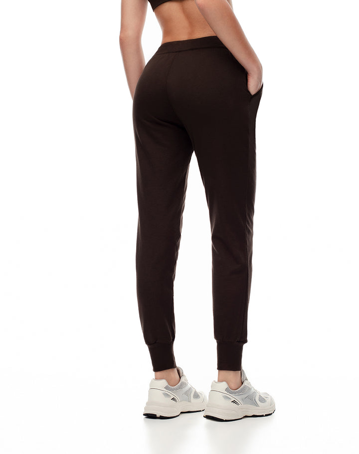 Sudaderas para mujer: diseños cómodos y con estilo en Gef